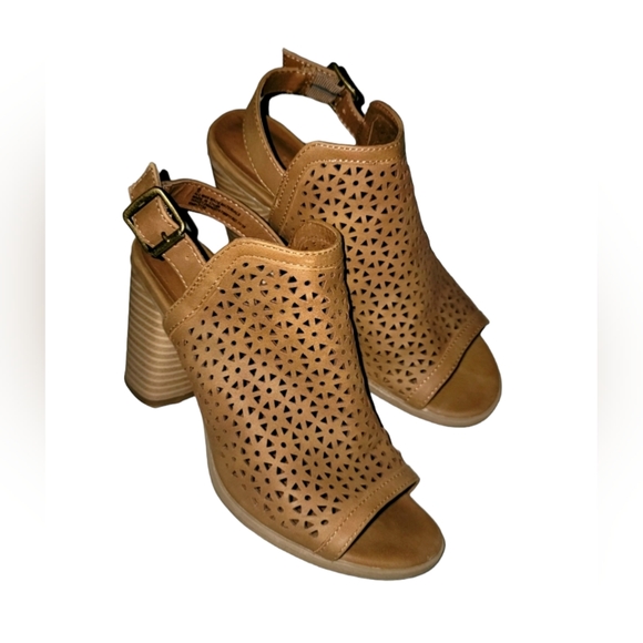 Universal Thread | Shoes | Universal Thread Dress Shoes | Poshmark